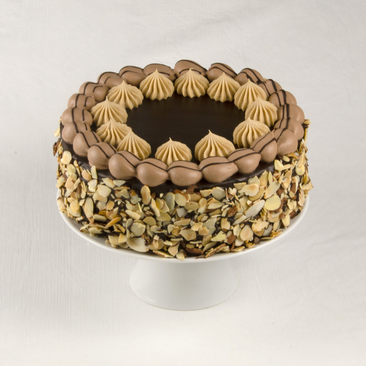 La Rocca™ Jamocha Almond Fudge Cake – La Rocca Creative Kitchen Midtown